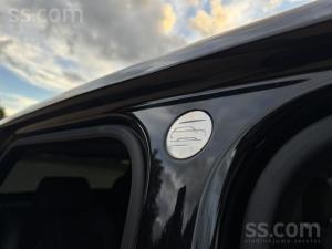 Black Land Rover Range Rover Sport 2016 in Riga, with an engine capacity of 3.00 L and mileage of 0 thousand km for 15900 €, photo 21 on AUTOMOTO.COM.LV