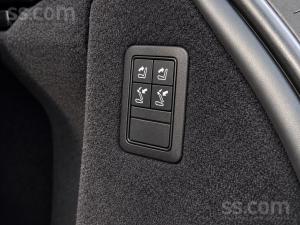 Black Land Rover Range Rover Sport 2016 in Riga, with an engine capacity of 3.00 L and mileage of 148 thousand km for 16750 €, photo 24 on AUTOMOTO.COM.LV
