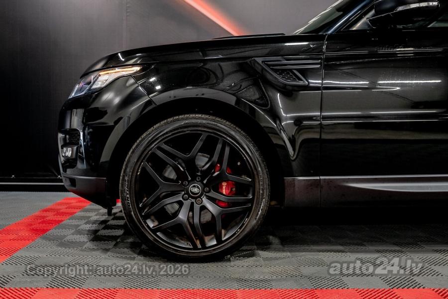 Black Land Rover Range Rover Sport 2017 in Parnu, with an engine capacity of 3.00 L and mileage of 208 thousand km for 23990 €, photo 8 on AUTOMOTO.COM.LV