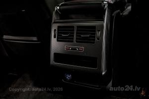 Black Land Rover Range Rover Sport 2017 in Parnu, with an engine capacity of 3.00 L and mileage of 208 thousand km for 23990 €, photo 24 on AUTOMOTO.COM.LV