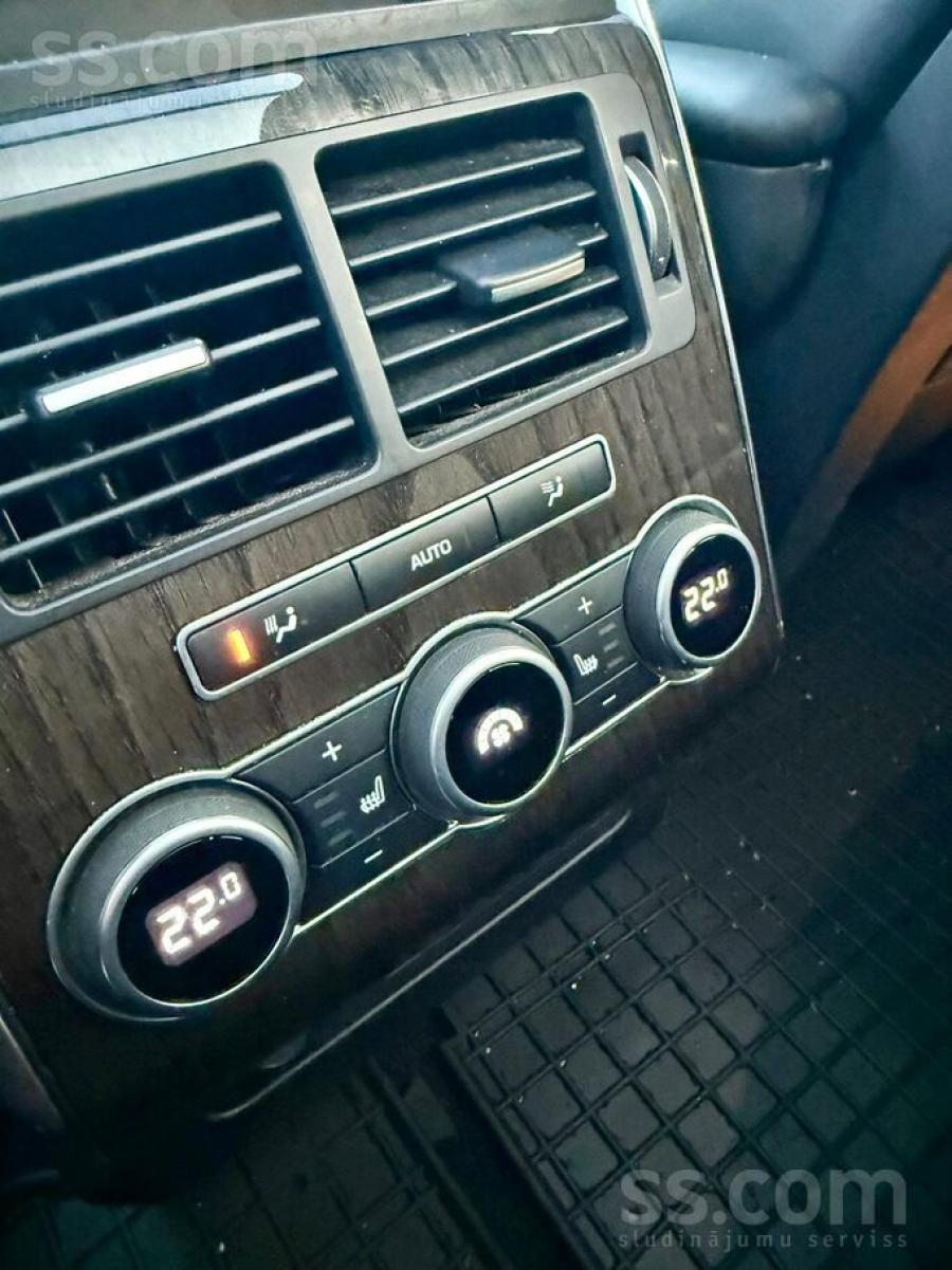 Melns Land Rover Range Rover Sport 2017 Rīga, ar dzinēja tilpumu 2.00 L un nobraukumu 0 tūkst. km par 21700 €, foto 12 vietnē AUTOMOTO.COM.LV