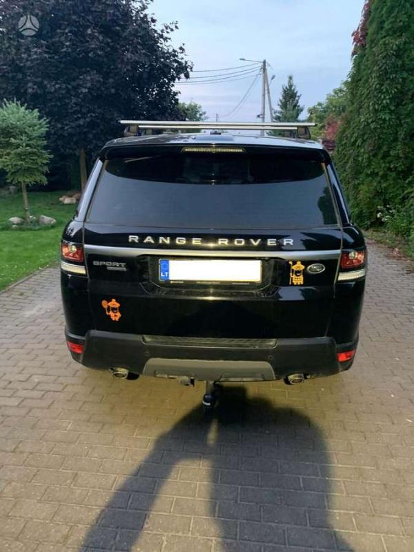 Black Land Rover Range Rover Sport 2017 in Vilnius, with an engine capacity of 2.99 L and mileage of 266 thousand km for 9700 €, photo 7 on AUTOMOTO.COM.LV
