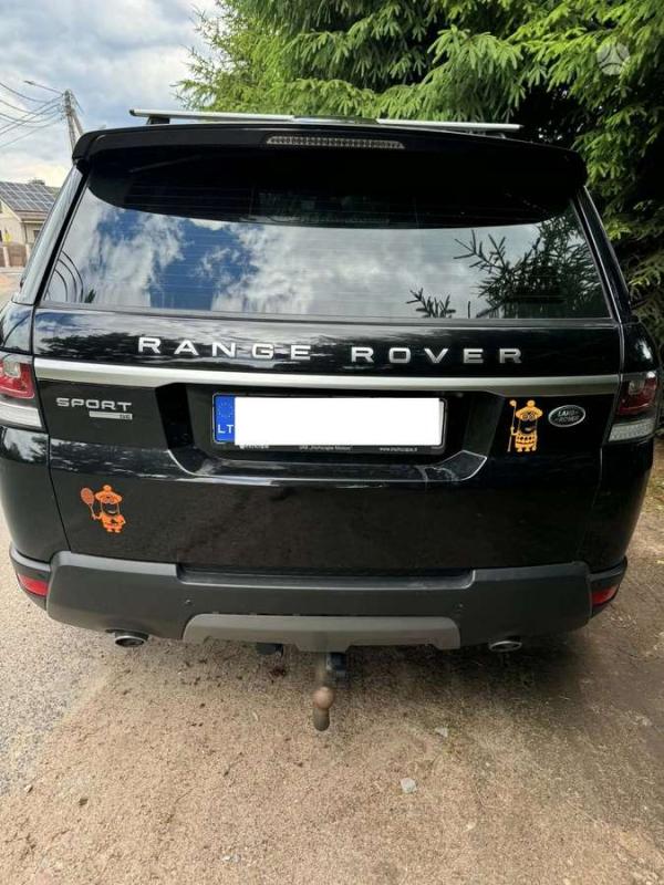 Black Land Rover Range Rover Sport 2017 in Vilnius, with an engine capacity of 2.99 L and mileage of 266 thousand km for 9700 €, photo 9 on AUTOMOTO.COM.LV
