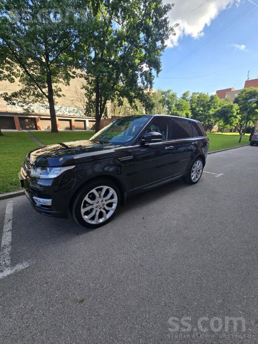 Black Land Rover Range Rover Sport 2017 in Riga, with an engine capacity of 3.00 L and mileage of 165 thousand km for 21000 €, photo 4 on AUTOMOTO.COM.LV
