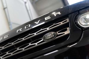 Black Land Rover Range Rover Sport 2017 in Vilnius, with an engine capacity of 2.99 L and mileage of 104 thousand km for 22500 €, photo 9 on AUTOMOTO.COM.LV