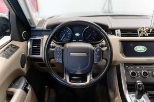 Black Land Rover Range Rover Sport 2017 in Vilnius, with an engine capacity of 2.99 L and mileage of 104 thousand km for 22500 €, photo 17 on AUTOMOTO.COM.LV