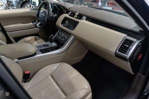Black Land Rover Range Rover Sport 2017 in Vilnius, with an engine capacity of 2.99 L and mileage of 104 thousand km for 22500 €, photo 18 on AUTOMOTO.COM.LV
