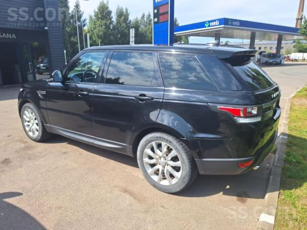 Black Land Rover Range Rover Sport 2017 in Riga, with an engine capacity of 3.00 L and mileage of 192 thousand km for 14800 €, photo 4 on AUTOMOTO.COM.LV