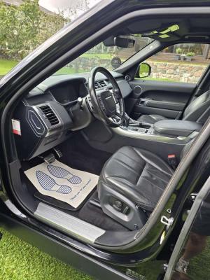 Black Land Rover Range Rover Sport 2017 in Kretinga, with an engine capacity of 2.99 L and mileage of 208 thousand km for 17545 €, photo 6 on AUTOMOTO.COM.LV