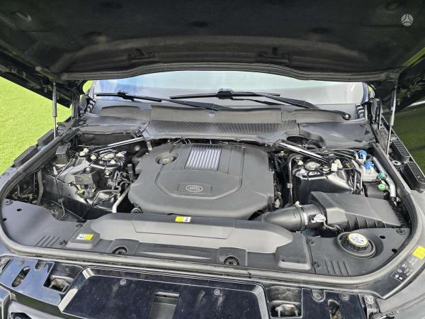 Melns Land Rover Range Rover Sport 2017 Kretinga, ar dzinēja tilpumu 2.99 L un nobraukumu 208 tūkst. km par 17545 €, foto 10 vietnē AUTOMOTO.COM.LV