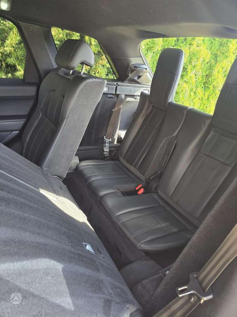 Black Land Rover Range Rover Sport 2017 in Kretinga, with an engine capacity of 2.99 L and mileage of 208 thousand km for 17545 €, photo 14 on AUTOMOTO.COM.LV