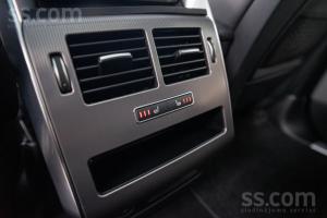 Melns Land Rover Range Rover Sport 2017 Rīga, ar dzinēja tilpumu 3.00 L un nobraukumu 257 tūkst. km par 18990 €, foto 31 vietnē AUTOMOTO.COM.LV