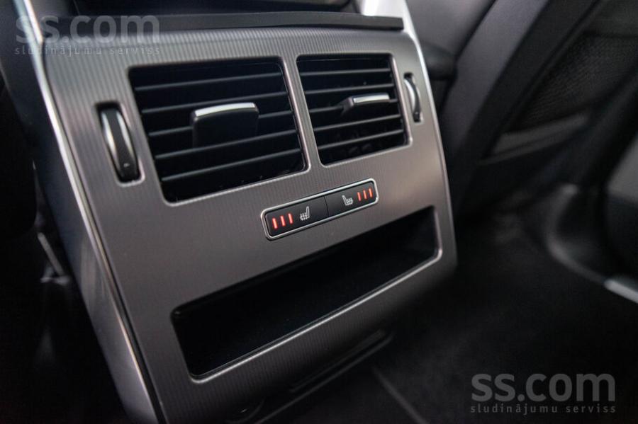 Melns Land Rover Range Rover Sport 2017 Rīga, ar dzinēja tilpumu 3.00 L un nobraukumu 257 tūkst. km par 18990 €, foto 31 vietnē AUTOMOTO.COM.LV