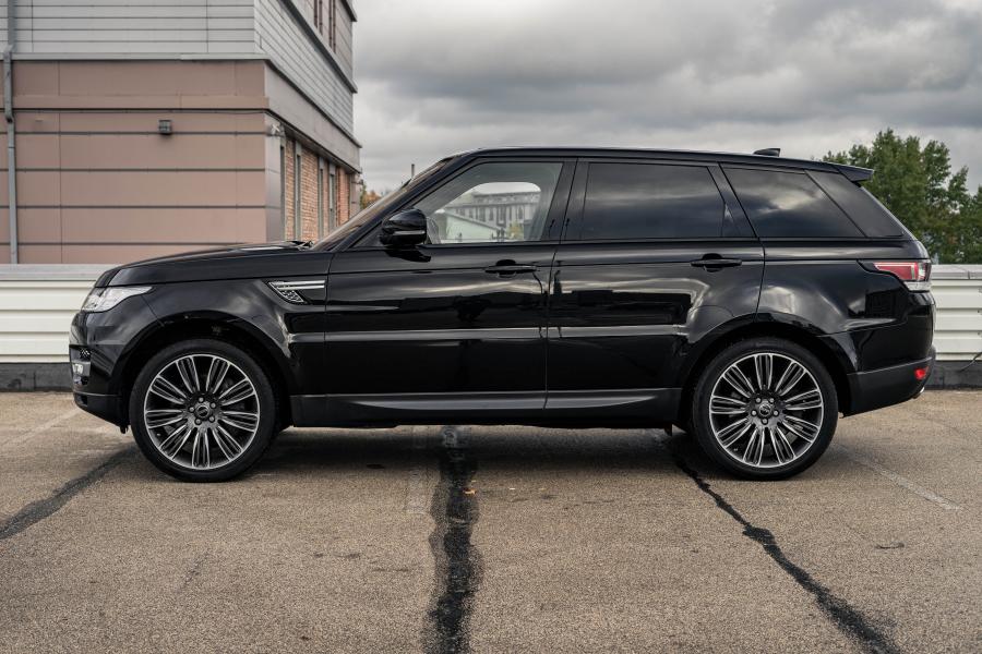 Melns Land Rover Range Rover Sport 2017 Rīga, ar dzinēja tilpumu 3.00 L un nobraukumu 257 tūkst. km par 18990 €, foto 11 vietnē AUTOMOTO.COM.LV