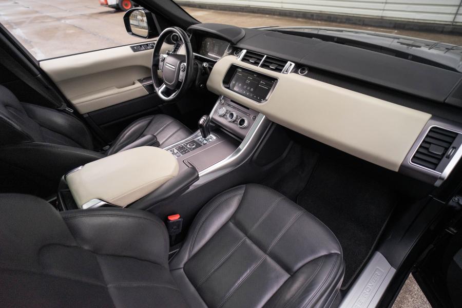 Melns Land Rover Range Rover Sport 2017 Rīga, ar dzinēja tilpumu 3.00 L un nobraukumu 257 tūkst. km par 18990 €, foto 26 vietnē AUTOMOTO.COM.LV
