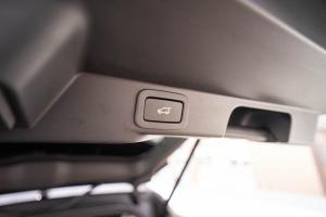 Melns Land Rover Range Rover Sport 2017 Rīga, ar dzinēja tilpumu 3.00 L un nobraukumu 257 tūkst. km par 18990 €, foto 32 vietnē AUTOMOTO.COM.LV