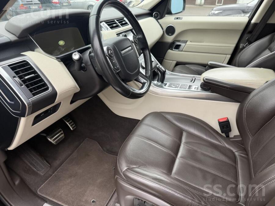 Black Land Rover Range Rover Sport 2018 in Riga, with an engine capacity of 3.00 L and mileage of 95 thousand km for 23950 €, photo 5 on AUTOMOTO.COM.LV