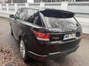 Black Land Rover Range Rover Sport 2018 in Riga, with an engine capacity of 3.00 L and mileage of 95 thousand km for 23950 €, photo 5 on AUTOMOTO.COM.LV