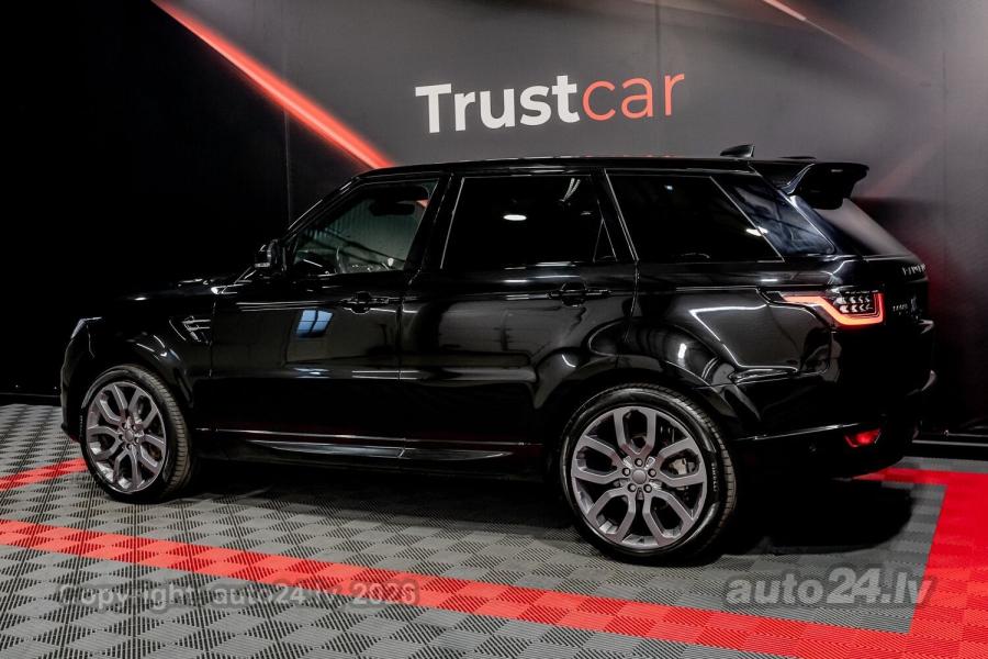 Black Land Rover Range Rover Sport 2018 in Parnu, with an engine capacity of 3.00 L and mileage of 145 thousand km for 31500 €, photo 6 on AUTOMOTO.COM.LV