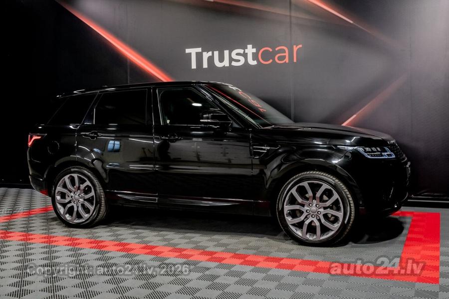 Black Land Rover Range Rover Sport 2018 in Parnu, with an engine capacity of 3.00 L and mileage of 145 thousand km for 31500 €, photo 7 on AUTOMOTO.COM.LV