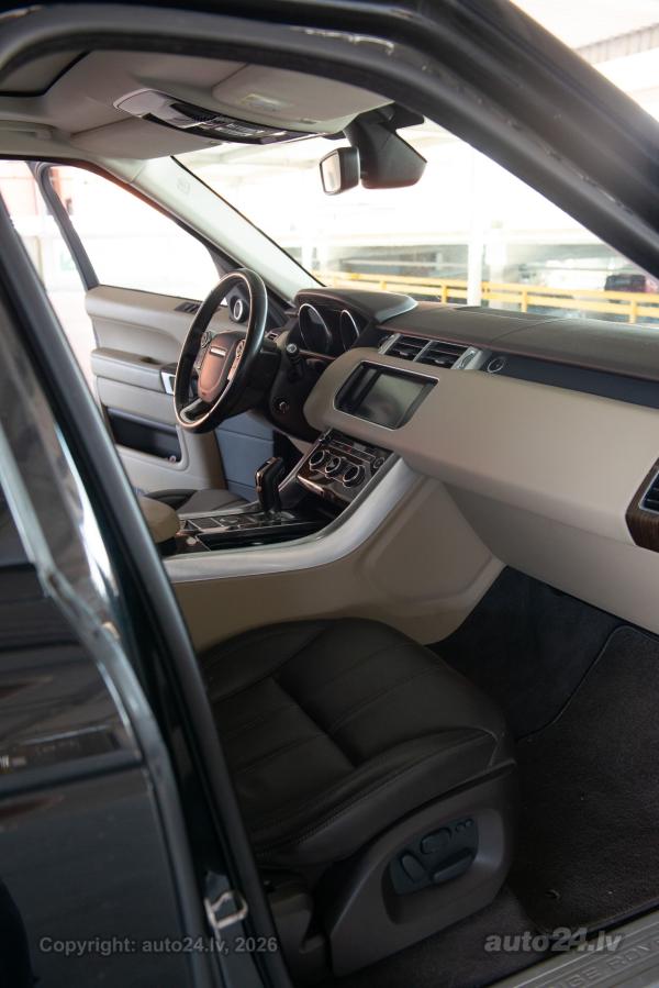 Black Land Rover Range Rover Sport 2018 in Tallinn, with an engine capacity of 3.00 L and mileage of 125 thousand km for 23370 €, photo 9 on AUTOMOTO.COM.LV