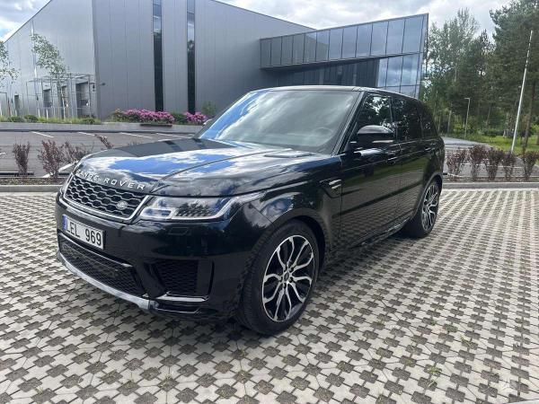 Black Land Rover Range Rover Sport 2018 in Kaunas, with an engine capacity of 2.99 L and mileage of 161 thousand km for 29300 €, photo 2 on AUTOMOTO.COM.LV
