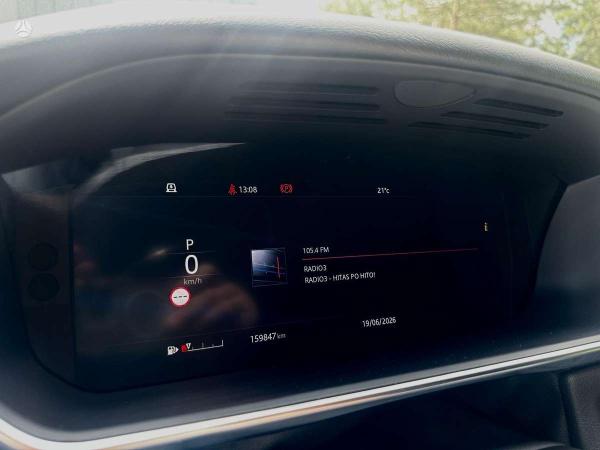 Black Land Rover Range Rover Sport 2018 in Kaunas, with an engine capacity of 2.99 L and mileage of 161 thousand km for 29300 €, photo 8 on AUTOMOTO.COM.LV