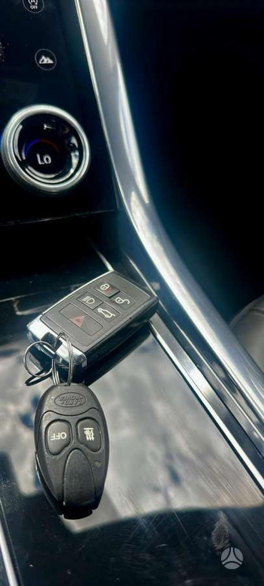 Melns Land Rover Range Rover Sport 2018 Kauņa, ar dzinēja tilpumu 2.99 L un nobraukumu 161 tūkst. km par 29300 €, foto 12 vietnē AUTOMOTO.COM.LV