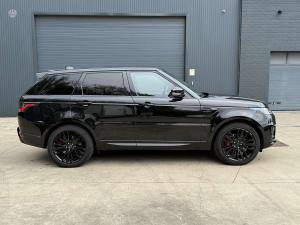 Melns Land Rover Range Rover Sport 2018 Viļņa, ar dzinēja tilpumu 2.00 L un nobraukumu 137 tūkst. km par 32670 €, foto 3 vietnē AUTOMOTO.COM.LV