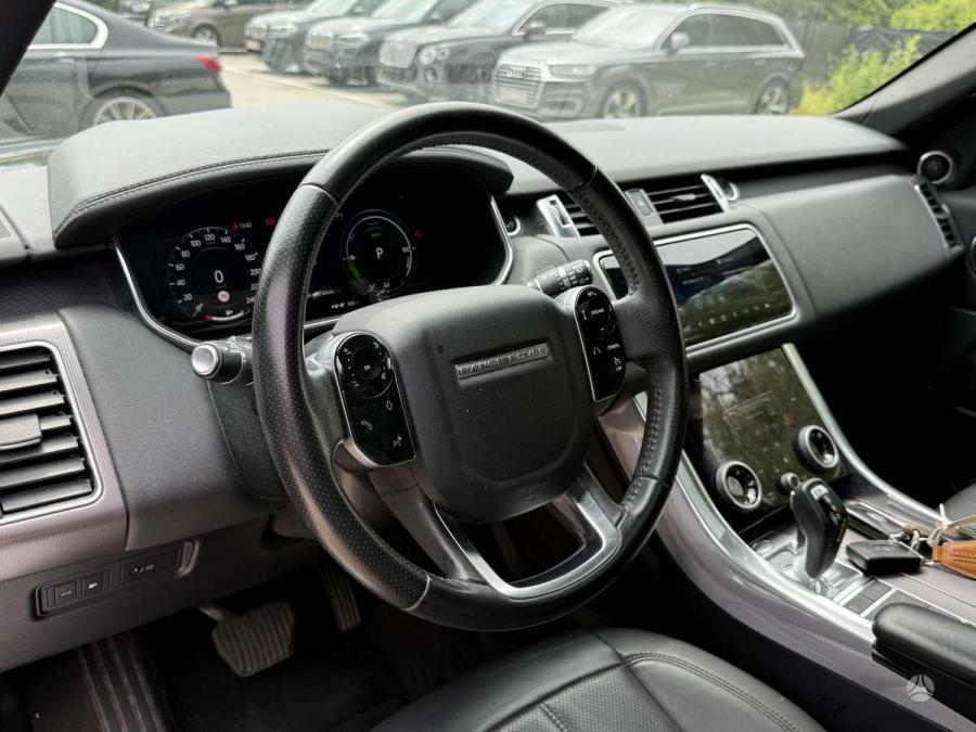 Melns Land Rover Range Rover Sport 2018 Viļņa, ar dzinēja tilpumu 2.00 L un nobraukumu 137 tūkst. km par 32670 €, foto 9 vietnē AUTOMOTO.COM.LV