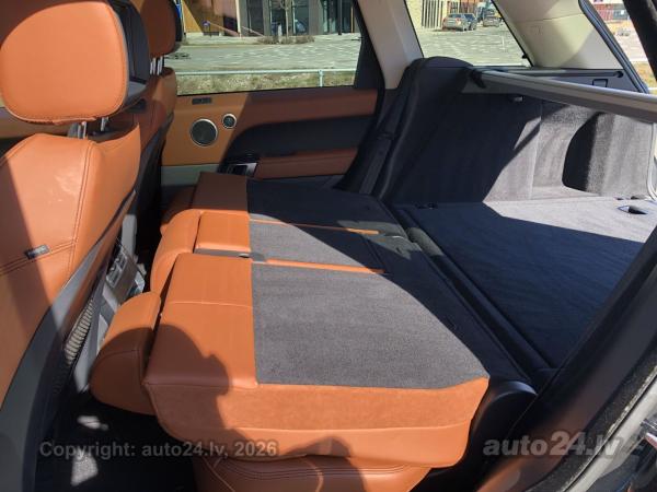 Melns Land Rover Range Rover Sport 2018 Tallina, ar dzinēja tilpumu 3.00 L un nobraukumu 65 tūkst. km par 22800 €, foto 10 vietnē AUTOMOTO.COM.LV