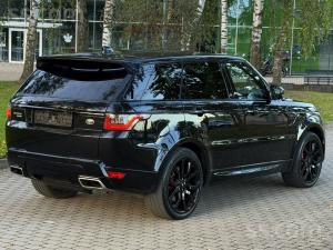 Black Land Rover Range Rover Sport 2018 in Jelgava, with an engine capacity of 4.40 L and mileage of 188 thousand km for 36900 €, photo 3 on AUTOMOTO.COM.LV
