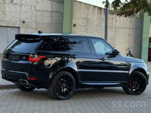 Black Land Rover Range Rover Sport 2018 in Jelgava, with an engine capacity of 4.40 L and mileage of 188 thousand km for 36900 €, photo 12 on AUTOMOTO.COM.LV