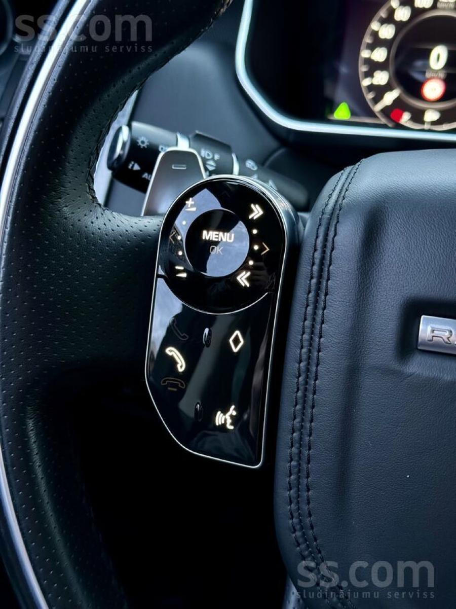 Black Land Rover Range Rover Sport 2018 in Jelgava, with an engine capacity of 4.40 L and mileage of 188 thousand km for 36900 €, photo 21 on AUTOMOTO.COM.LV