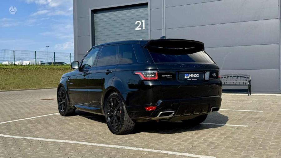 Black Land Rover Range Rover Sport 2018 in Vilnius, with an engine capacity of 2.00 L and mileage of 176 thousand km for 24990 €, photo 5 on AUTOMOTO.COM.LV