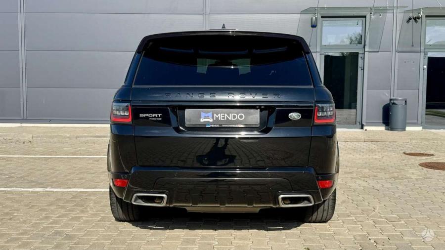 Black Land Rover Range Rover Sport 2018 in Vilnius, with an engine capacity of 2.00 L and mileage of 176 thousand km for 24990 €, photo 7 on AUTOMOTO.COM.LV