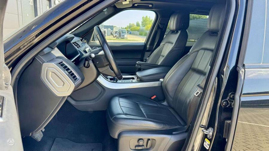 Black Land Rover Range Rover Sport 2018 in Vilnius, with an engine capacity of 2.00 L and mileage of 176 thousand km for 24990 €, photo 19 on AUTOMOTO.COM.LV