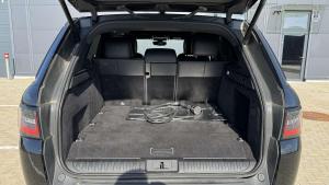 Black Land Rover Range Rover Sport 2018 in Vilnius, with an engine capacity of 2.00 L and mileage of 176 thousand km for 24990 €, photo 40 on AUTOMOTO.COM.LV