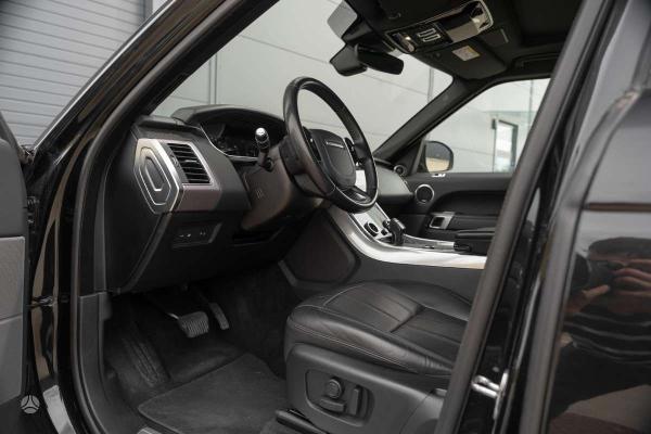 Black Land Rover Range Rover Sport 2019 in Vilnius, with an engine capacity of 2.00 L and mileage of 177 thousand km for 39000 €, photo 11 on AUTOMOTO.COM.LV