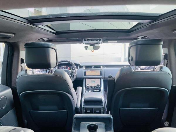 Black Land Rover Range Rover Sport 2019 in Vilnius, with an engine capacity of 2.00 L and mileage of 179 thousand km for 22600 €, photo 6 on AUTOMOTO.COM.LV