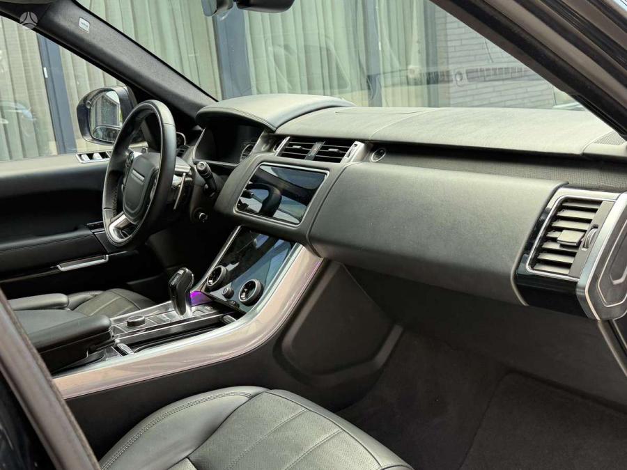 Melns Land Rover Range Rover Sport 2019 Viļņa, ar dzinēja tilpumu 2.00 L un nobraukumu 172 tūkst. km par 29990 €, foto 44 vietnē AUTOMOTO.COM.LV