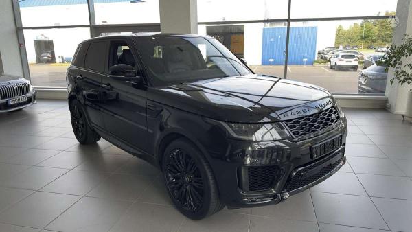 Black Land Rover Range Rover Sport 2019 in Marijampole, with an engine capacity of 2.99 L and mileage of 228 thousand km for 26999 €, photo 9 on AUTOMOTO.COM.LV