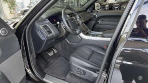 Black Land Rover Range Rover Sport 2019 in Marijampole, with an engine capacity of 2.99 L and mileage of 228 thousand km for 26999 €, photo 13 on AUTOMOTO.COM.LV