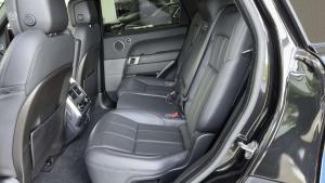 Black Land Rover Range Rover Sport 2019 in Marijampole, with an engine capacity of 2.99 L and mileage of 228 thousand km for 26999 €, photo 15 on AUTOMOTO.COM.LV