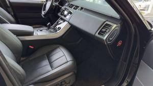 Black Land Rover Range Rover Sport 2019 in Marijampole, with an engine capacity of 2.99 L and mileage of 228 thousand km for 26999 €, photo 16 on AUTOMOTO.COM.LV