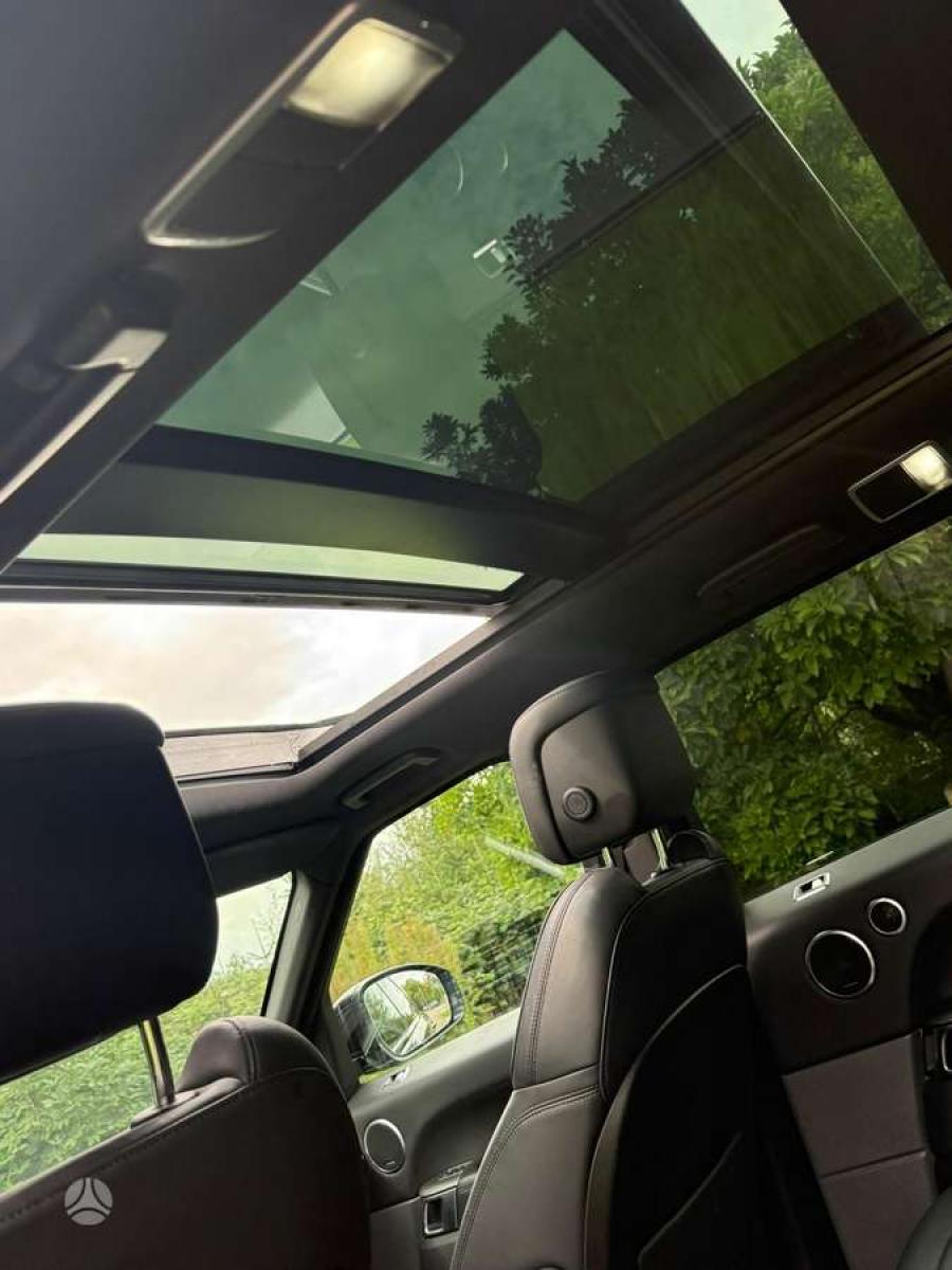 Melns Land Rover Range Rover Sport 2019 Marijampole, ar dzinēja tilpumu 2.99 L un nobraukumu 150 tūkst. km par 28950 €, foto 7 vietnē AUTOMOTO.COM.LV