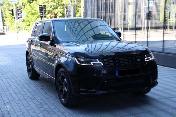 Black Land Rover Range Rover Sport 2020 in Vilnius, with an engine capacity of 2.99 L and mileage of 84 thousand km for 34900 €, photo 2 on AUTOMOTO.COM.LV