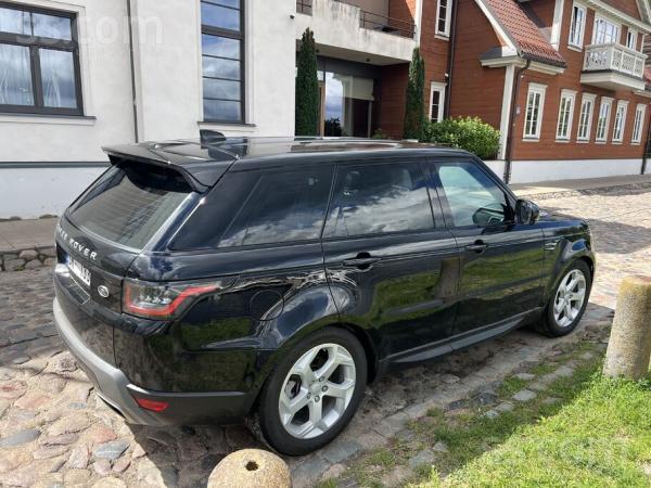 Black Land Rover Range Rover Sport 2020 in Riga, with an engine capacity of 3.00 L and mileage of 107 thousand km for 26000 €, photo 6 on AUTOMOTO.COM.LV