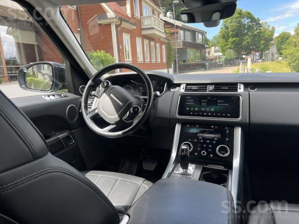 Black Land Rover Range Rover Sport 2020 in Riga, with an engine capacity of 3.00 L and mileage of 107 thousand km for 26000 €, photo 8 on AUTOMOTO.COM.LV