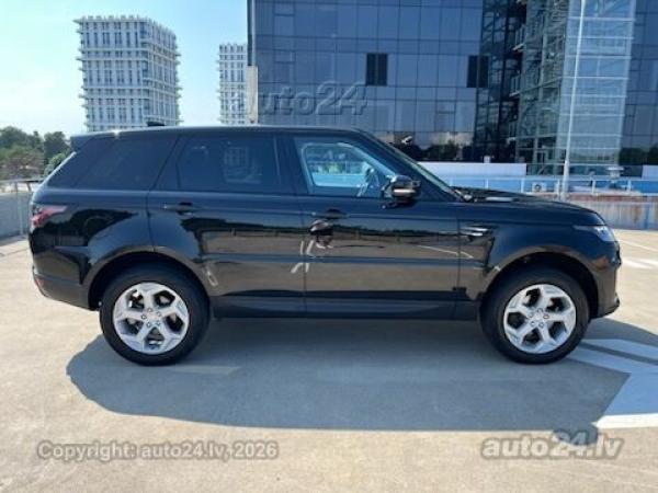 Black Land Rover Range Rover Sport 2020 in Tallinn, with an engine capacity of 3.00 L and mileage of 71 thousand km for 45000 €, photo 5 on AUTOMOTO.COM.LV